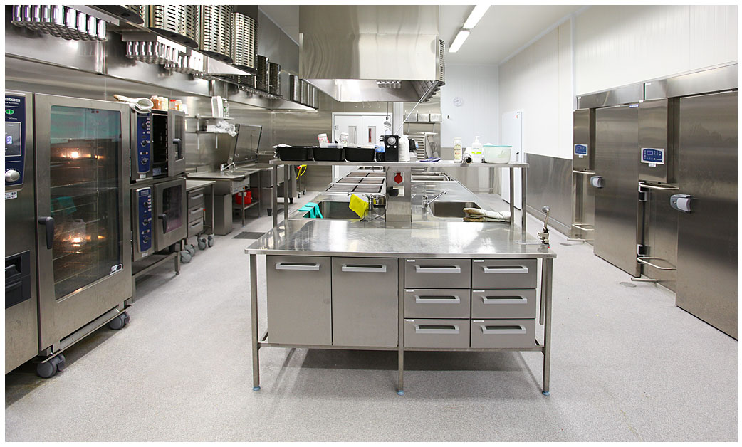 Optimise the use of your product data throughout the supply chain with ...